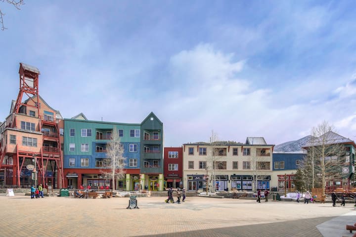 Mountain Studio Close To Lifts | Hot Tub & Kitchen - Keystone, CO