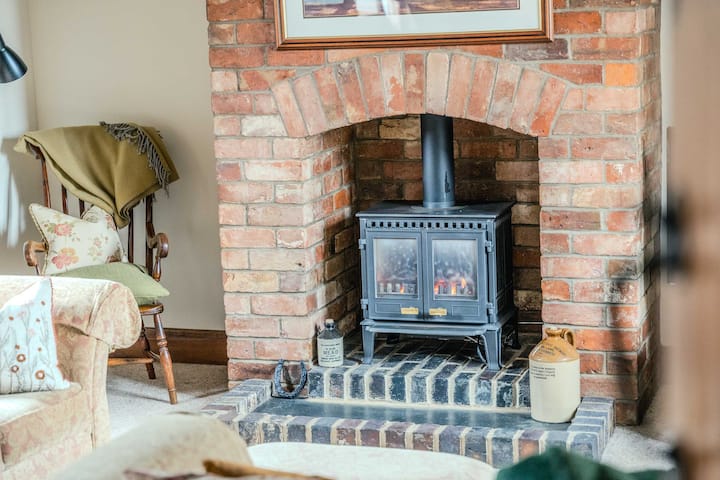 Cotswolds Barn Conversion With Private Garden - Reino Unido