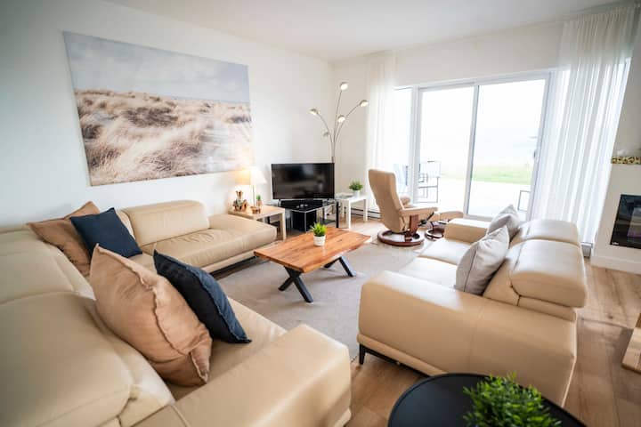 Condo De Luxe Avec Piscine Et Vue Sur Le Fleuve - Charlevoix