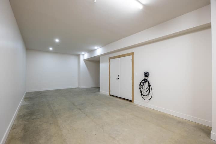 Switchback Creek Townhouse 16 - Sun Peaks