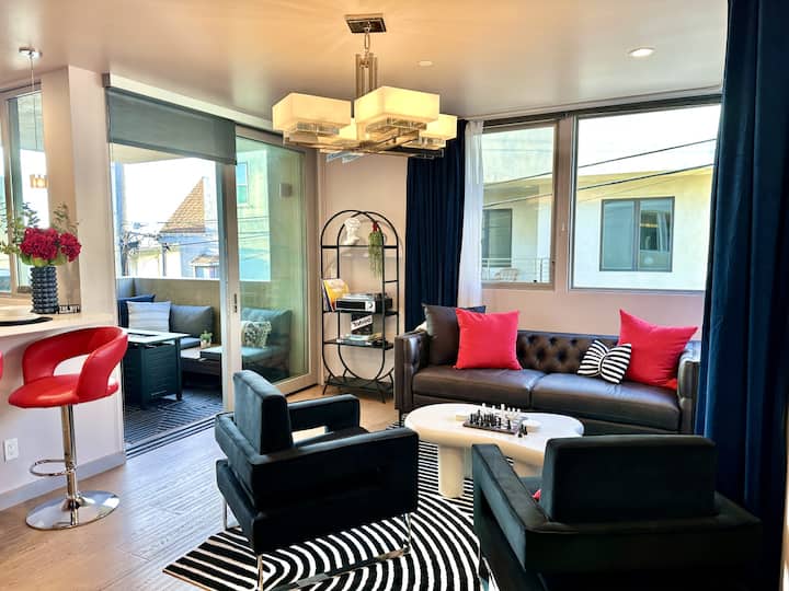 Ocean View Balcony | Bbq | 4 Min Walk To Beach - Manhattan Beach, CA