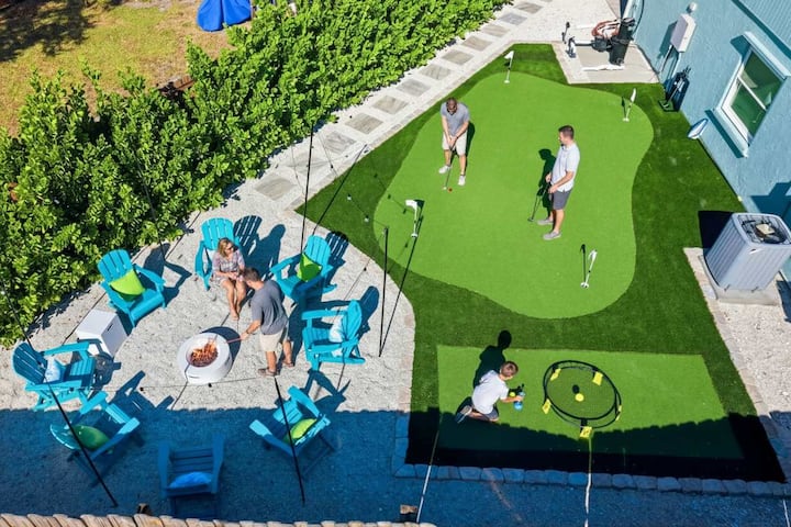 Bradenton Bliss • Pool • Putt Putt • Arcade Games - Bradenton, FL