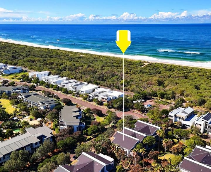 Beach + Pool Renovated Villa In Resort With Tennis - Norah Head