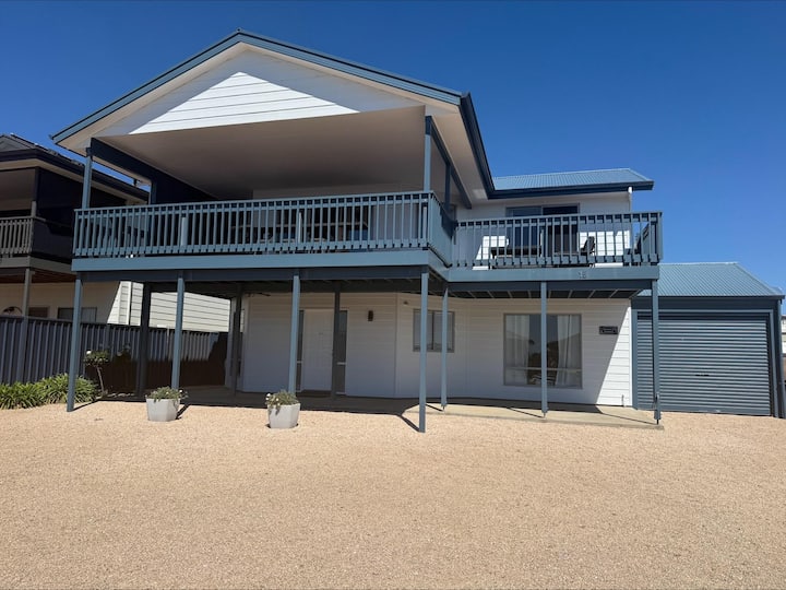 Seaviews At Stansbury - Modern And Spacious! Off P - Stansbury