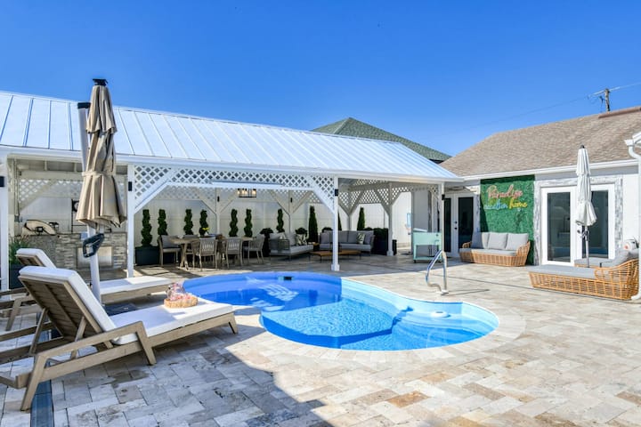 Heated Pool, Hot Tub, Sauna, 1-2 Min Walk To Beach - St. Augustine, FL