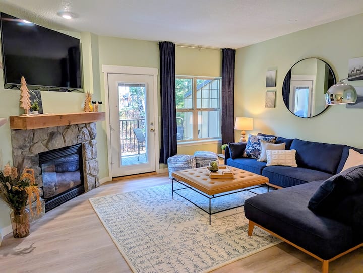 Chalet 113 At The Official Collins Lake Resort - Mount Hood, OR