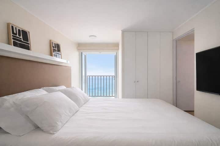 Ocean View 2br Stylish Apt • Pool, Gym & Parking - Peru