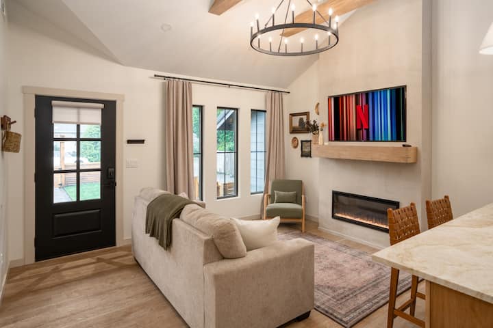 The Sydney House ⁓ Sauna ⁓ Downtown ⁓ Walkable - North Bend, WA