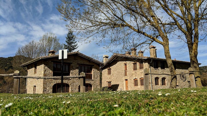 Mas El Carrer - Groc - Santa Pau