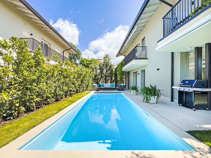 Villa Malia Private Pool By Interhome - Garda