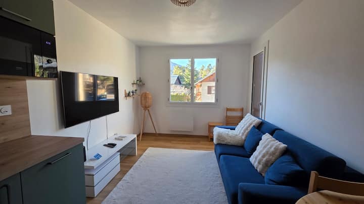 Charmant Appartement Avec Vue Sur La Vallée - Briançon