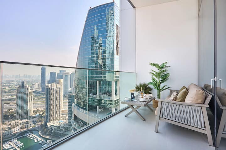 Captivating 1br W/ Marina Views – Dubai Marina - Dubai