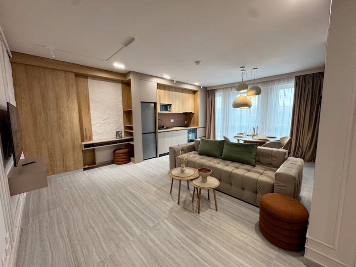 Airport Dream - Modern, King Size Beds - Comuna Cojocna