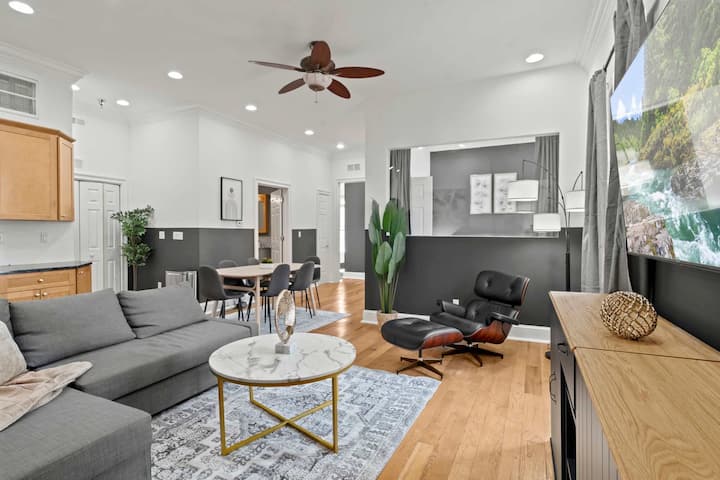 Modern 4bd Apt In The Heart Of Old City - Philadelphia, PA