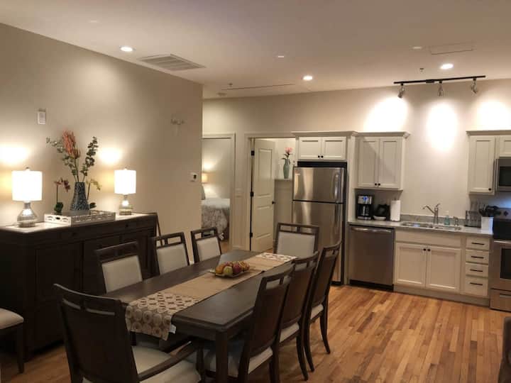 Downtown 6 Bedroom Multi Family Condo - 阿什維爾