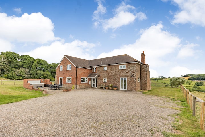 Wood Cottage - Leominster