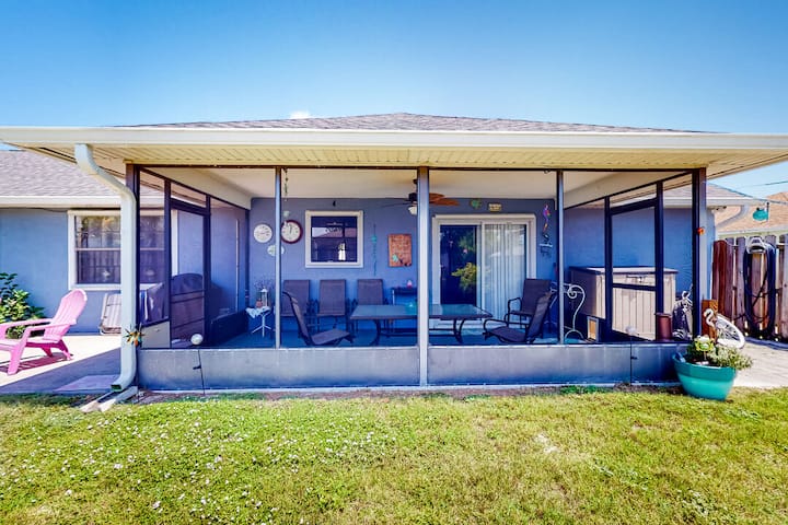 Beach Home W/ Screened-in Patio & Bbq Grills! - Sebastian, FL