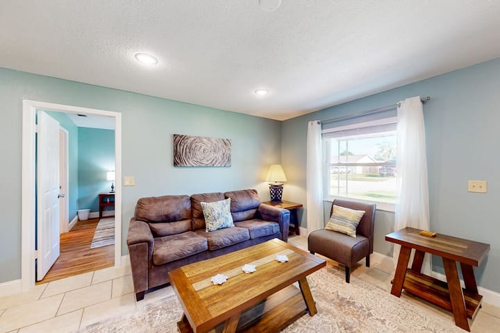 Bright Beachy House W/ Screened Patio! - Indialantic, FL