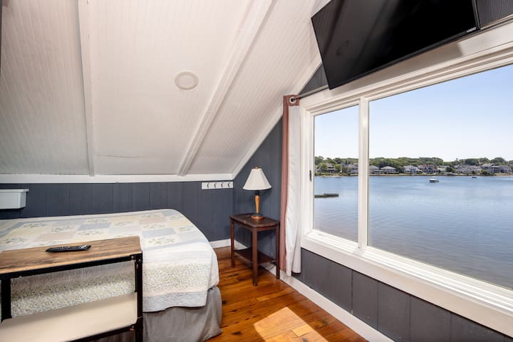 The Ocean View Room @ The Compound - Wareham, MA