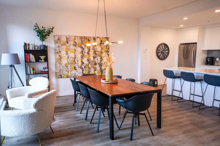 Condo Terrasse Avec Vue Sur Le Fleuve Et Piscine - Baie-Saint-Paul, QC