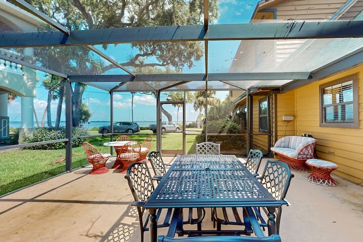 Indian River Lagoon Vista W/ Outdoor Patio! - Cocoa, FL
