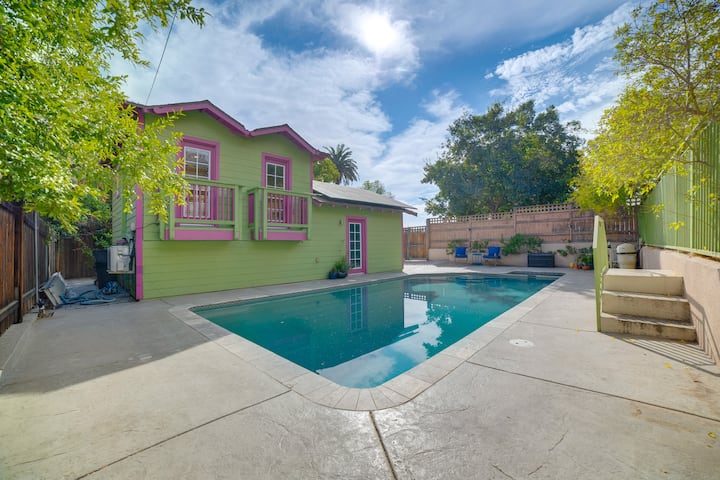 Walk To Festival Of Lights: Cozy Couple's Retreat - Bloomington, CA