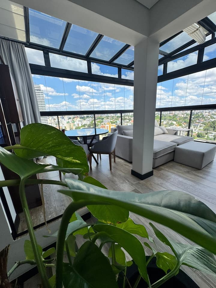 Cobertura Duplex Céu Panorâmico | Tv Gigante + Ps5 - Curitiba