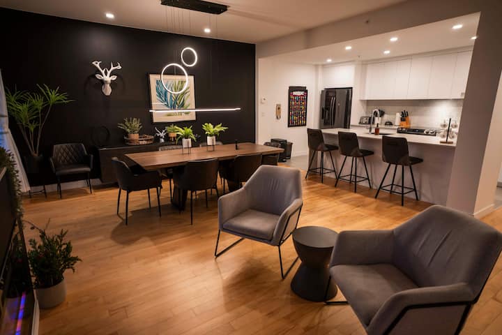 206 - Condo Moderne | Piscine & Vue Fleuve - Baie-Saint-Paul, QC