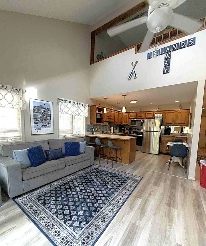 Island Away - 3 Bedrooms/2 Bathrooms - Put-in-Bay, OH