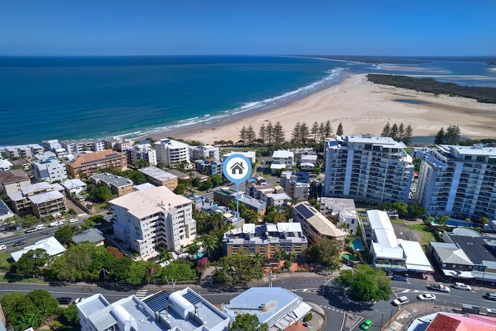 Oceanview Caloundra Apartment W/ Private Rooftop - Bribie Island