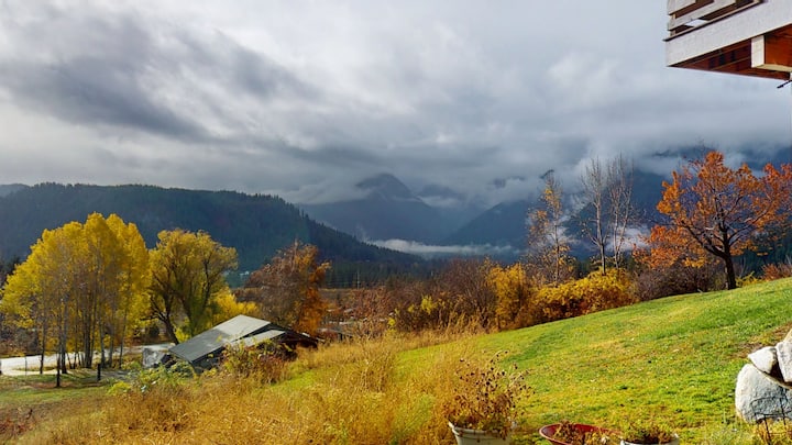 Room With A View, Suite 2 - Close To Town - Cashmere, WA