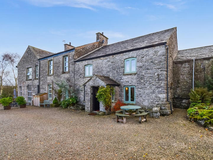 The Old Farm House - Arnside