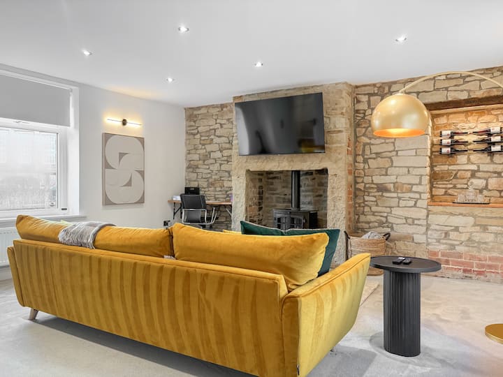 Golden Goose Cottage - Ukc7087 - Keighley