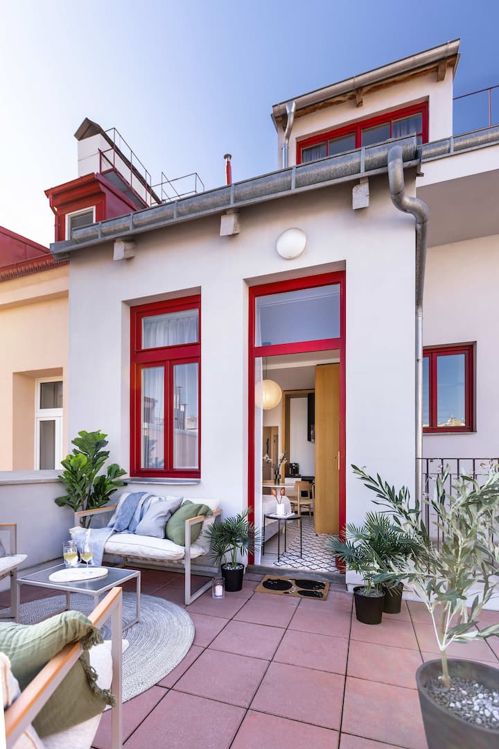 Turnkey | Florenc Apartment With Terrace Ii - Prague