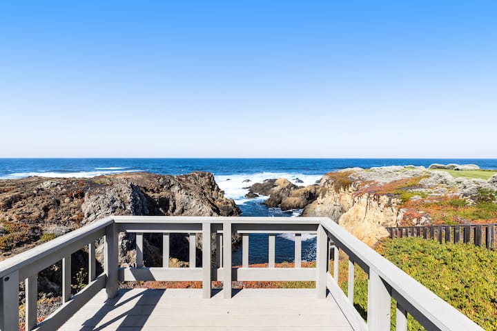 Oceanfront Sanctuary - Private Cove, Deck, Grill - Fort Bragg, CA