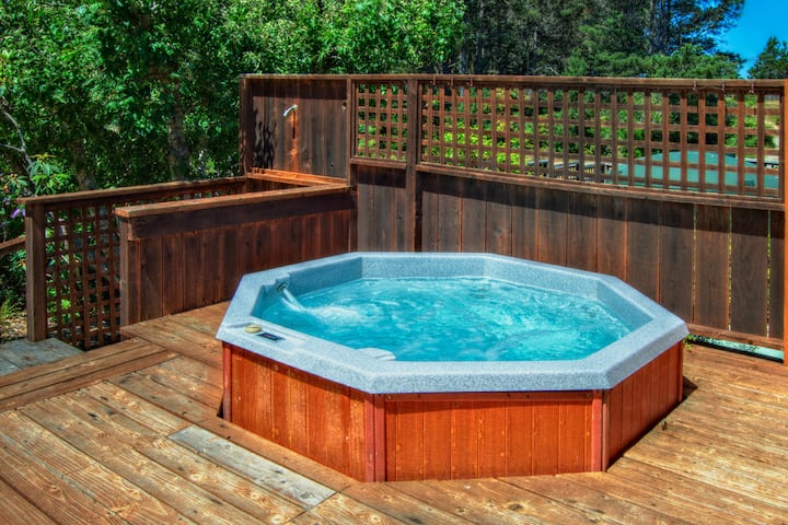 Oceanview Home - Hot Tub & Steps To Russian Gulch - Mendocino, CA