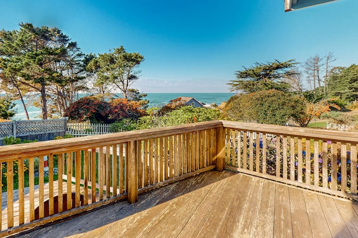 Oceanview Home With Guest Cottage & Artist Studio - Mendocino, CA