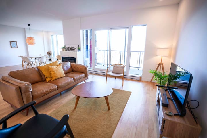 Condo De Luxe Avec Vue Spectaculaire Et Piscine - Charlevoix