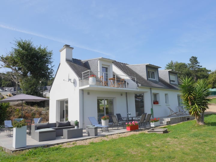 Confortable Vue Partielle Sur La Mer, Douarnenez - Douarnenez