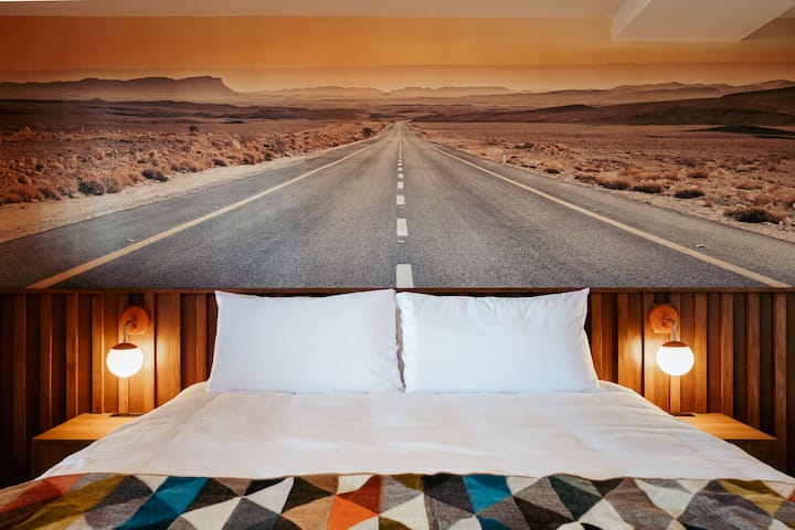 Highway Daydream | La Vista Motel | 106 - Elitch Gardens, Denver