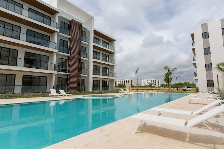 5 Minutes To Downtown, 1 Bedroom, Pool, Gym - Punta Cana