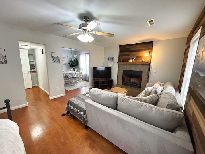 Lowcountry Livin Is The Place To Be! 3br Comfort! - Charleston, SC