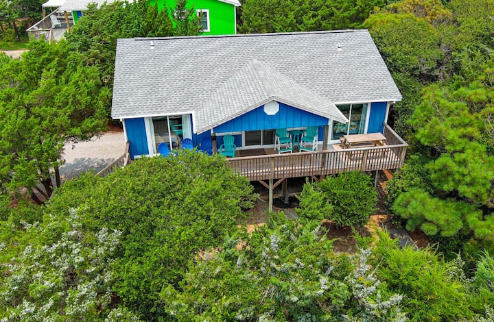 Rum Pineapple Club, Oceanside Home - Emerald Isle, NC