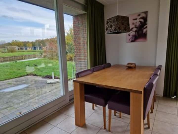 Bungalow Indépendant Pour 6 Personnes - Assen