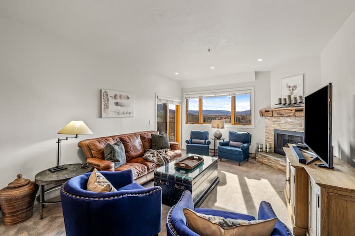 Snow Flower Condo At Resort! Steps To Ski! - Steamboat Springs, CO