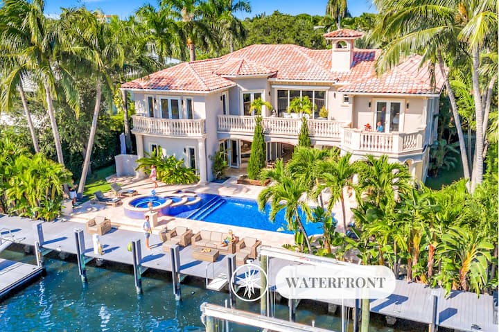 Grand Villa / Waterfront / Heated Pool /Paloma Key - The Bahamas