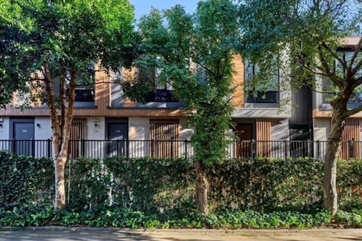 City Tree Hutt - A - Wellington