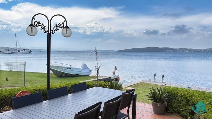 Banyandah - Home On The Water - Newcastle