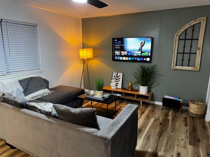 Melina Paradise - Townhouse - Abilene, TX