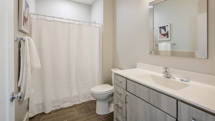 Landing | Chic 2bd, Clubhouse - Billings, MT